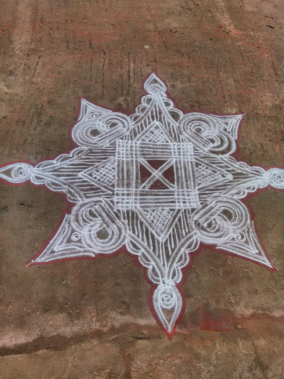Padi kolam or kolam with lines